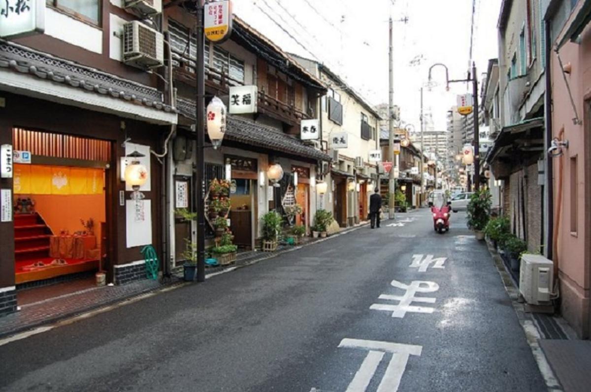 Barrio rojo de Osaka cerrará por primera vez en 30 años por la cumbre