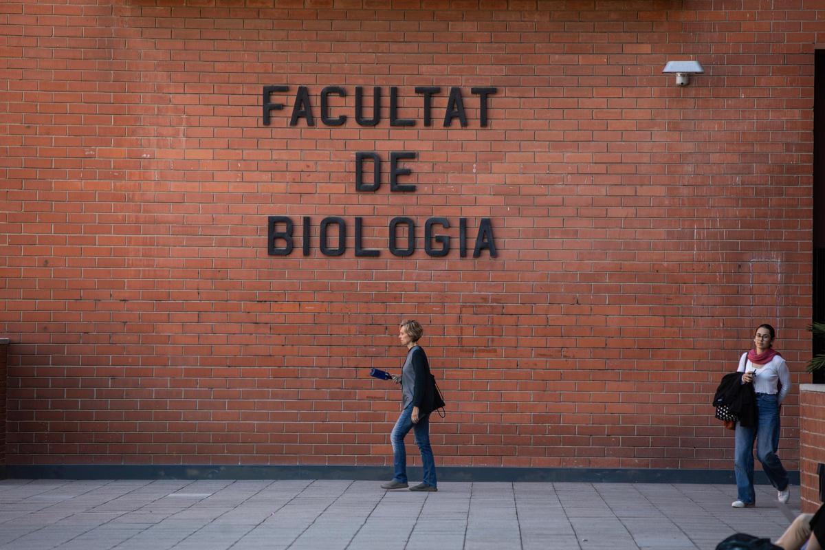 Trabajadores de Biología no dan la intoxicación por cerrada: "Nos han ...