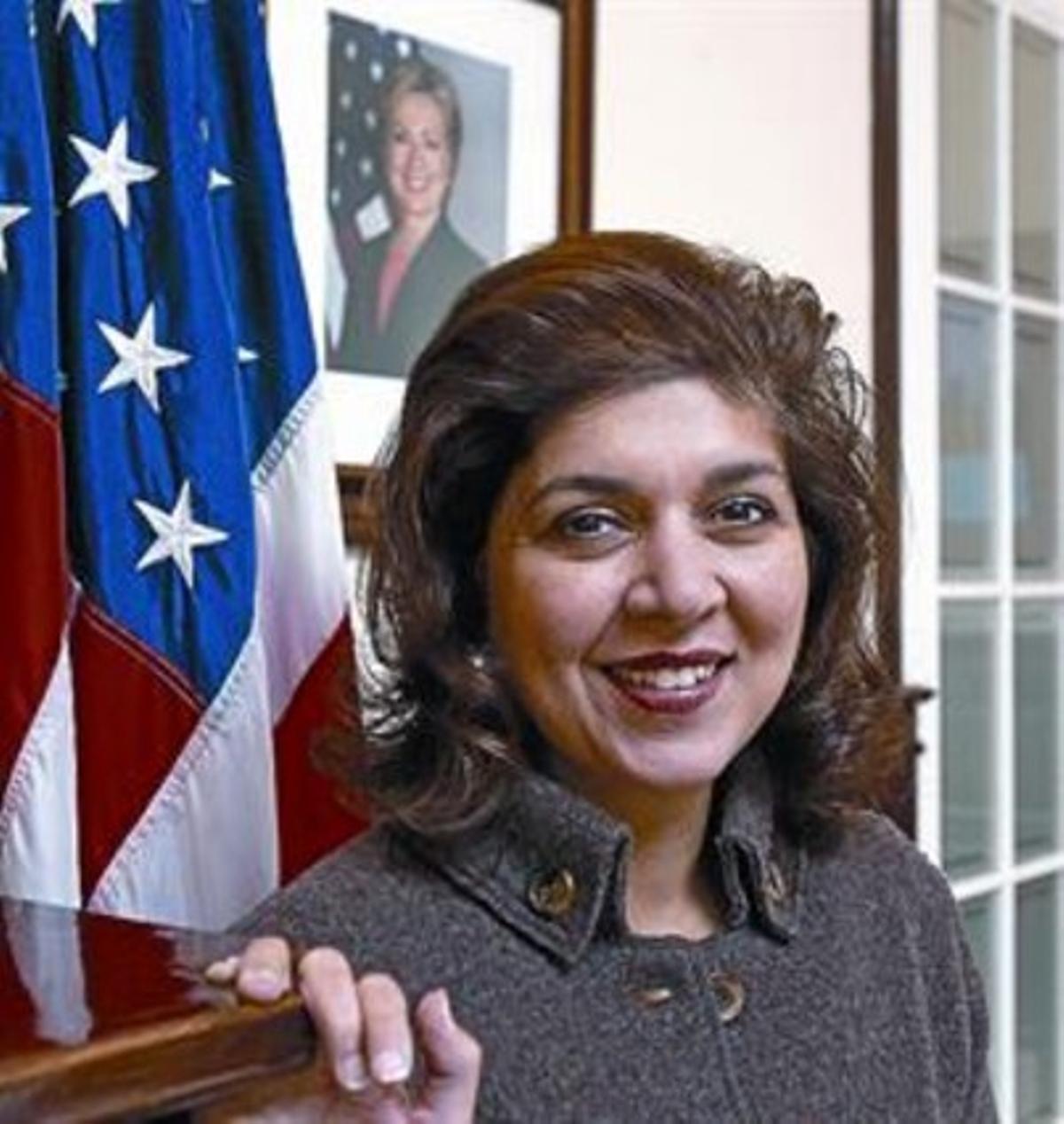 Farah Pandith: «No hay contradicción entre ser norteamericano y musulmán»