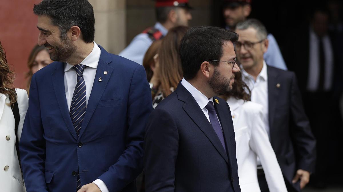 ERC y Junts se abocan a un diálogo contrarreloj para salvar al Govern