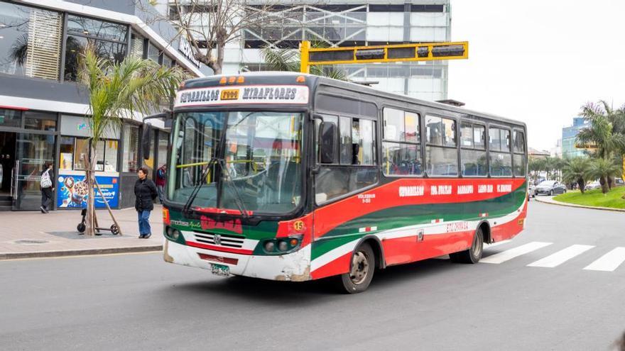 Un autobús vuelca en Perú dejando al menos 6 muertos y 11 heridos