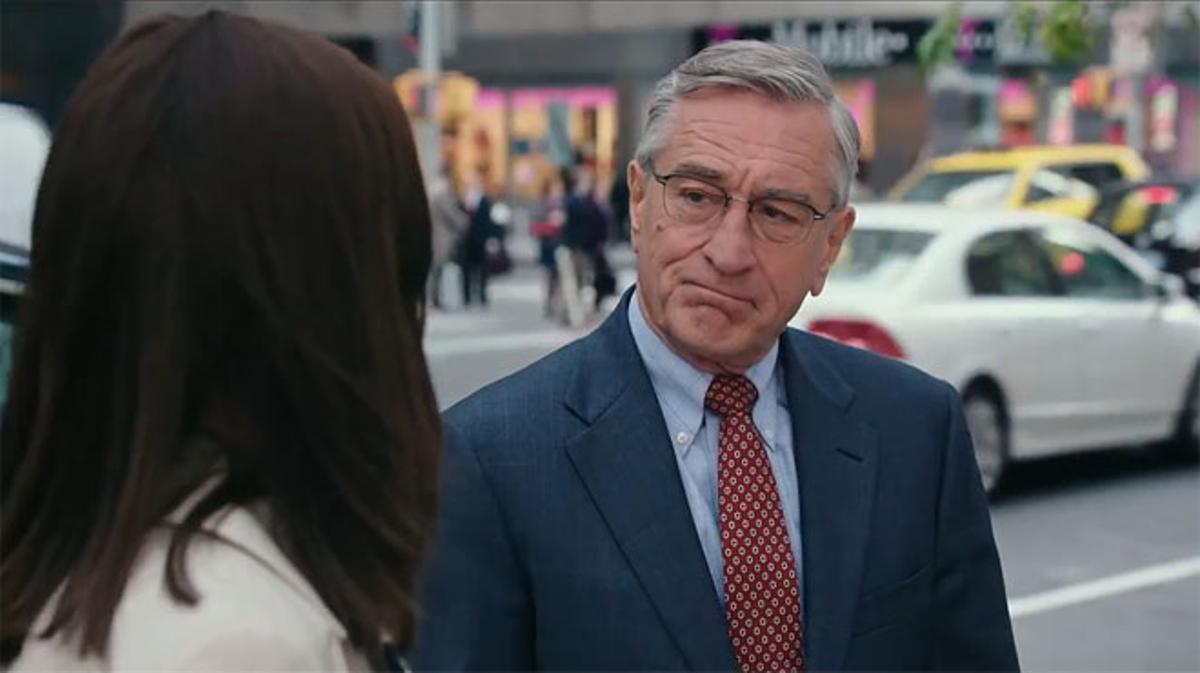 Estrenos de la semana. Tráiler de 'El becario'.