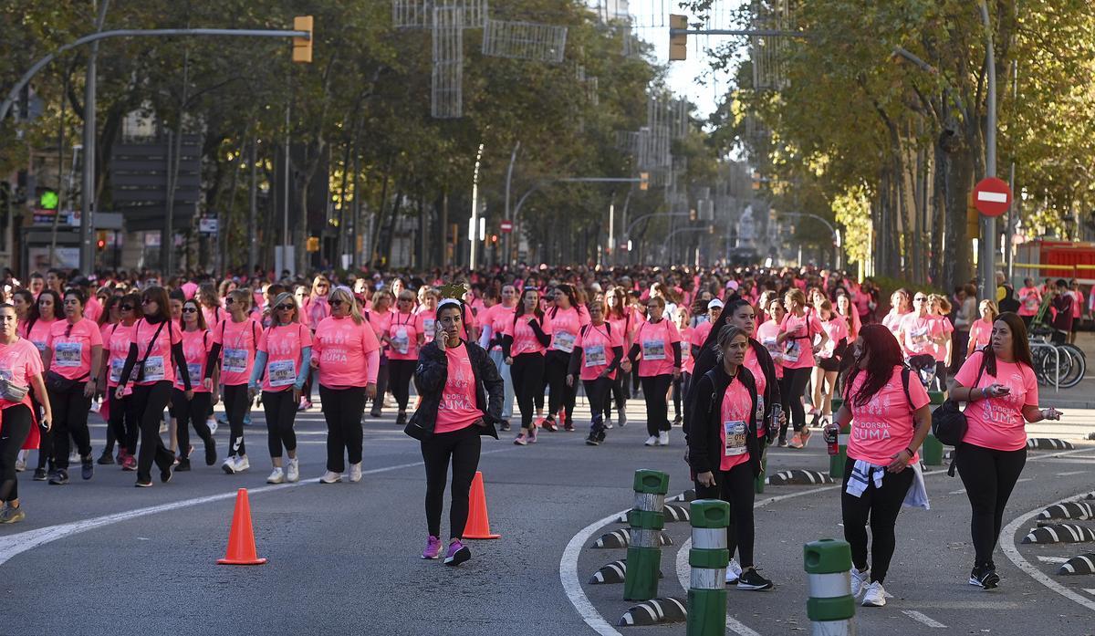 La Cursa de la dona, búscate en las fotos | FOTOS