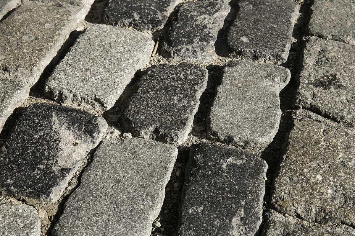 La extinción del adoquín en Barcelona | FOTOS