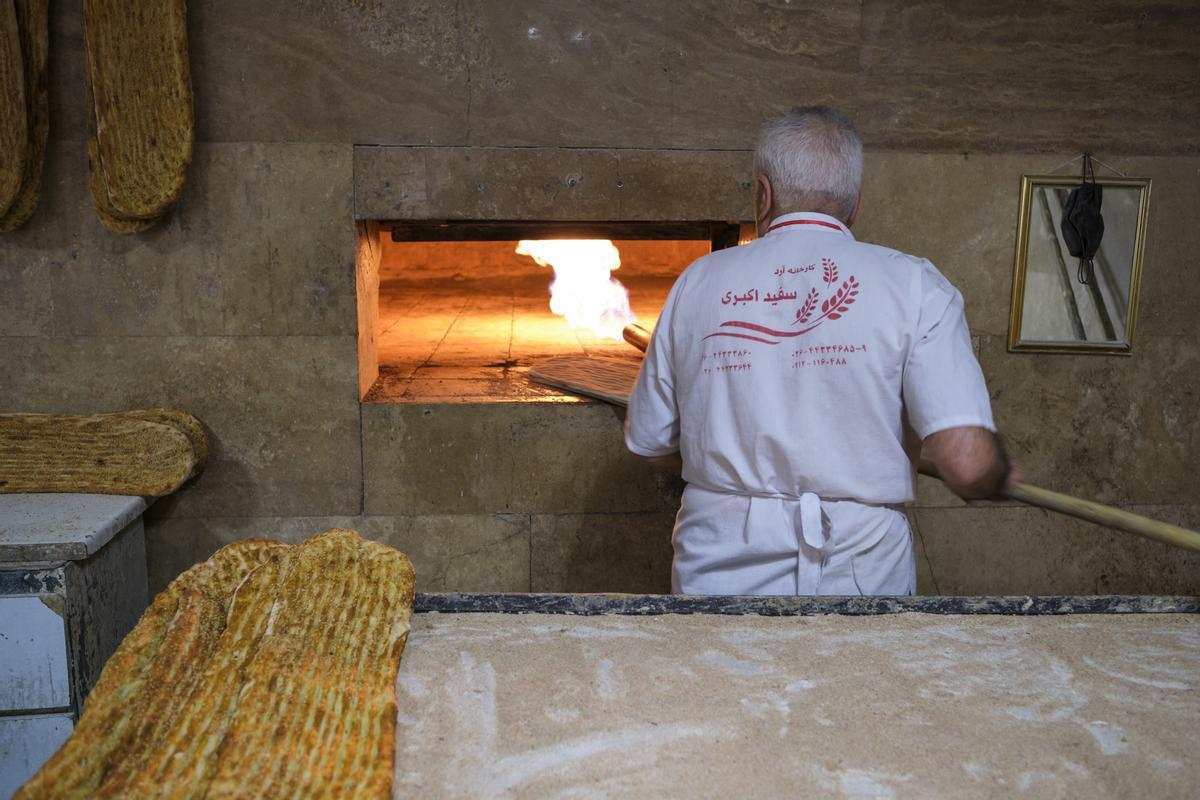 El precio del pan, el último motivo de los iranís para echarse a las calles