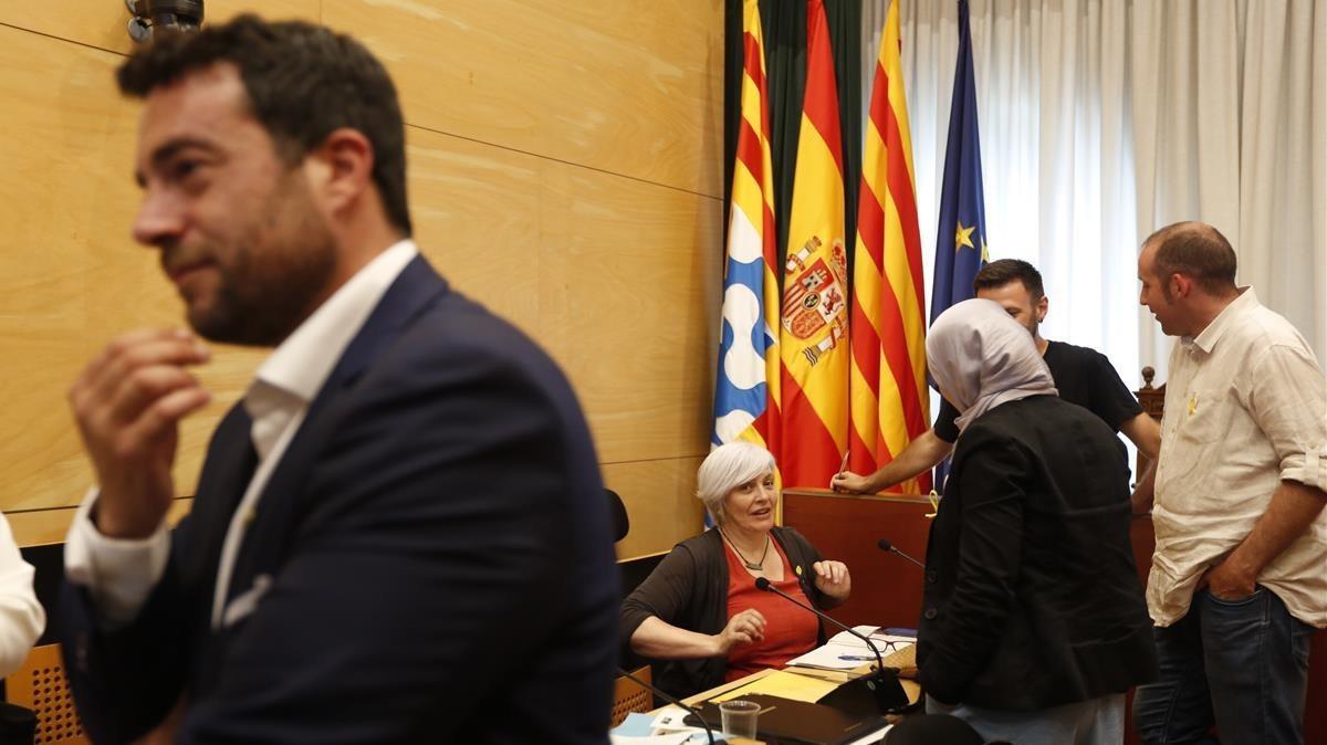 Albiol y Sabater libran un nuevo duelo por la alcaldía de Badalona