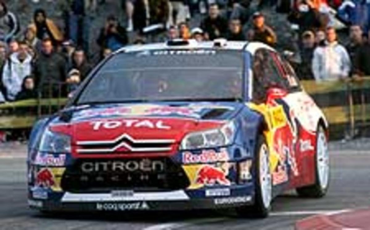 El doblete de Loeb y Sordo da a Citroën el Mundial de marcas