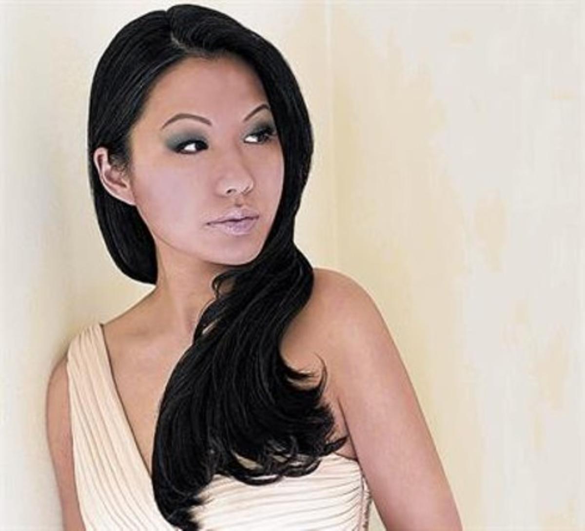 La violinista Sarah Chang debuta en el Auditori con la OBC