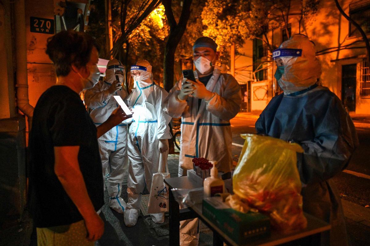 Shanghái, vuelve al duro confinamiento por Covid-19 | FOTOS