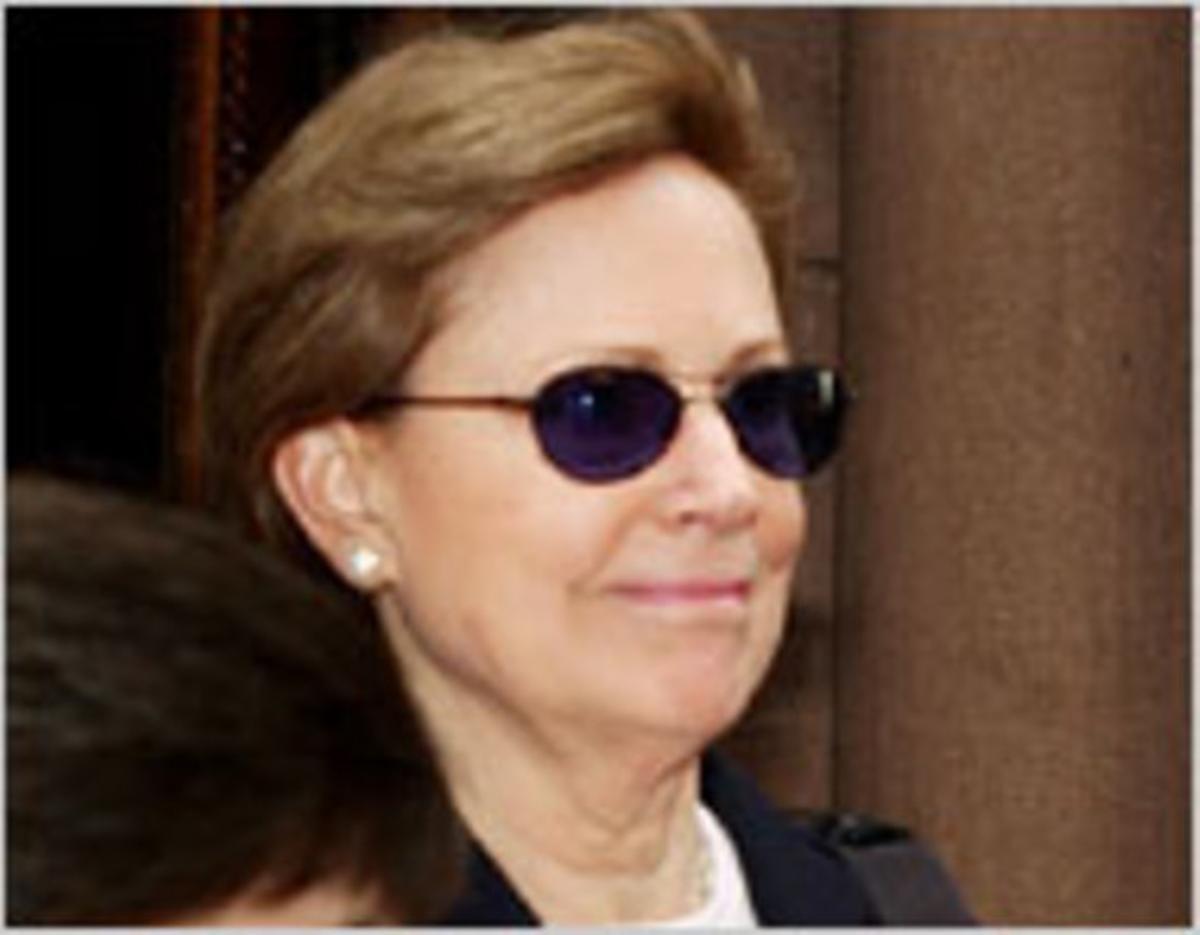 Una antigua becaria de la Casa Blanca dice que tuvo un largo romance ...