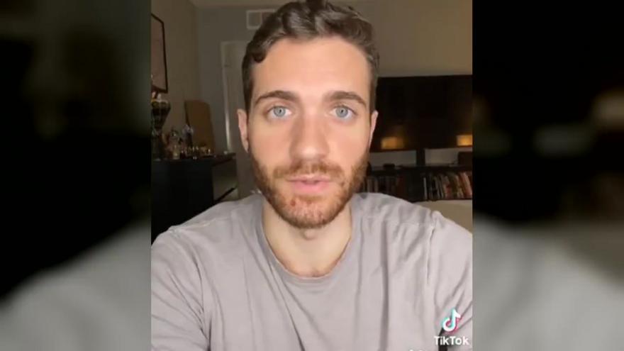 Matt Ford cuenta su dura experiencia con la viruela del mono tras haber ...