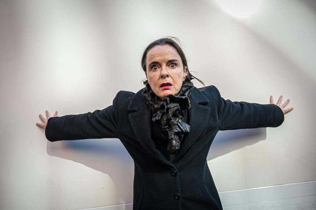 Amélie Nothomb, la escritora reconstruye la vida de su padre, a quien ...