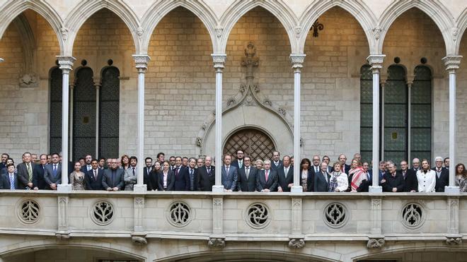 Cónsules honorarios: funciones, sueldo y privilegios