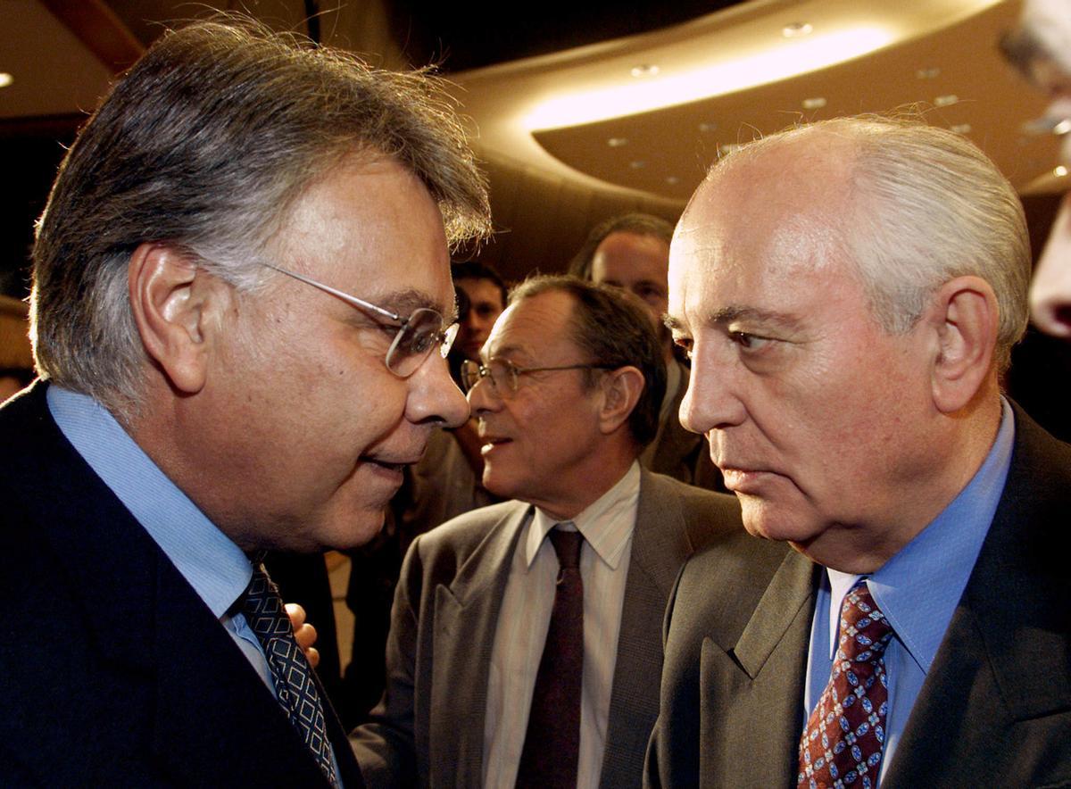 Gorbachov, Historia en imágenes