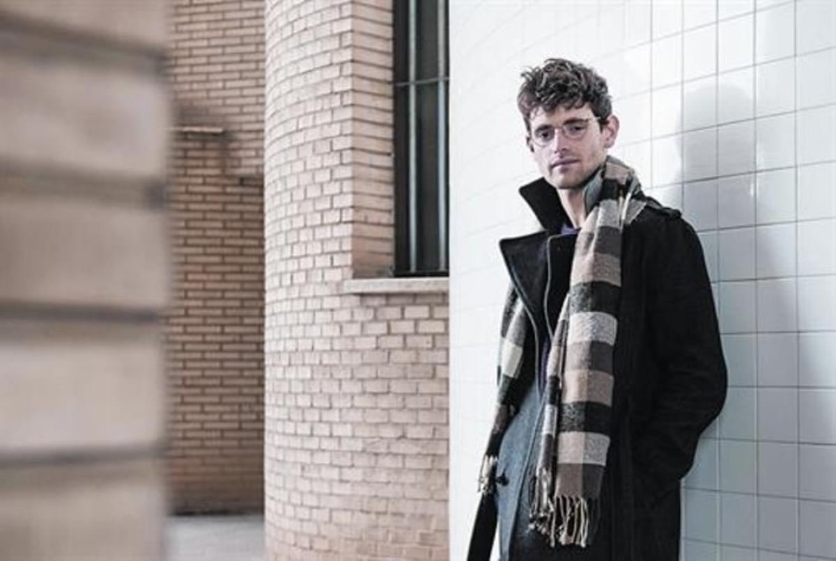 El joven actor Iñaki Mur, de 'Merlí' explica anécdotas de Sant Gervasi