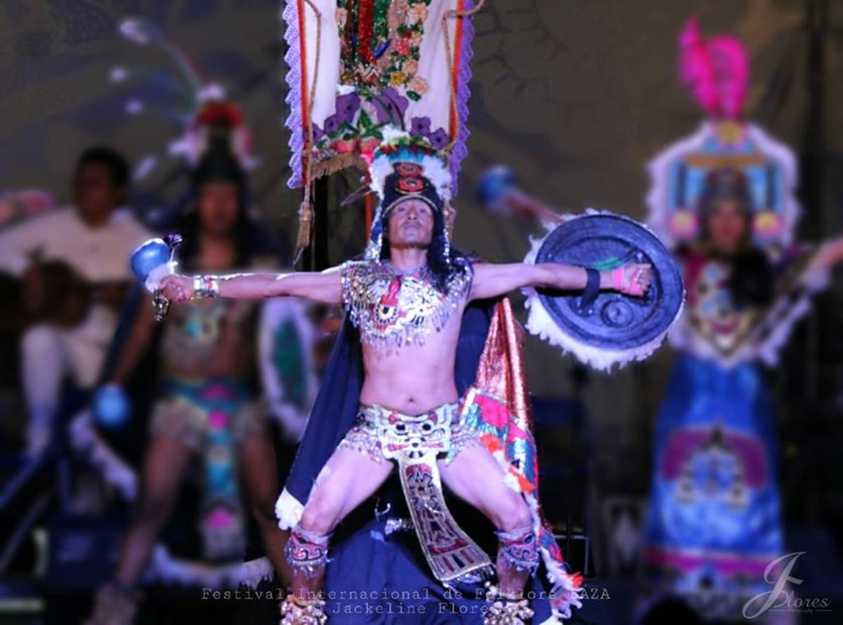 Ritmos aztecas en tierras volcánicas