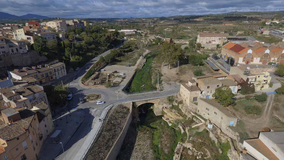 Imágenes de dron del centro de L'Espluga de Francolí, un año después de ... Imágenes de dron del centro de L'Espluga de Francolí, un año después de ...