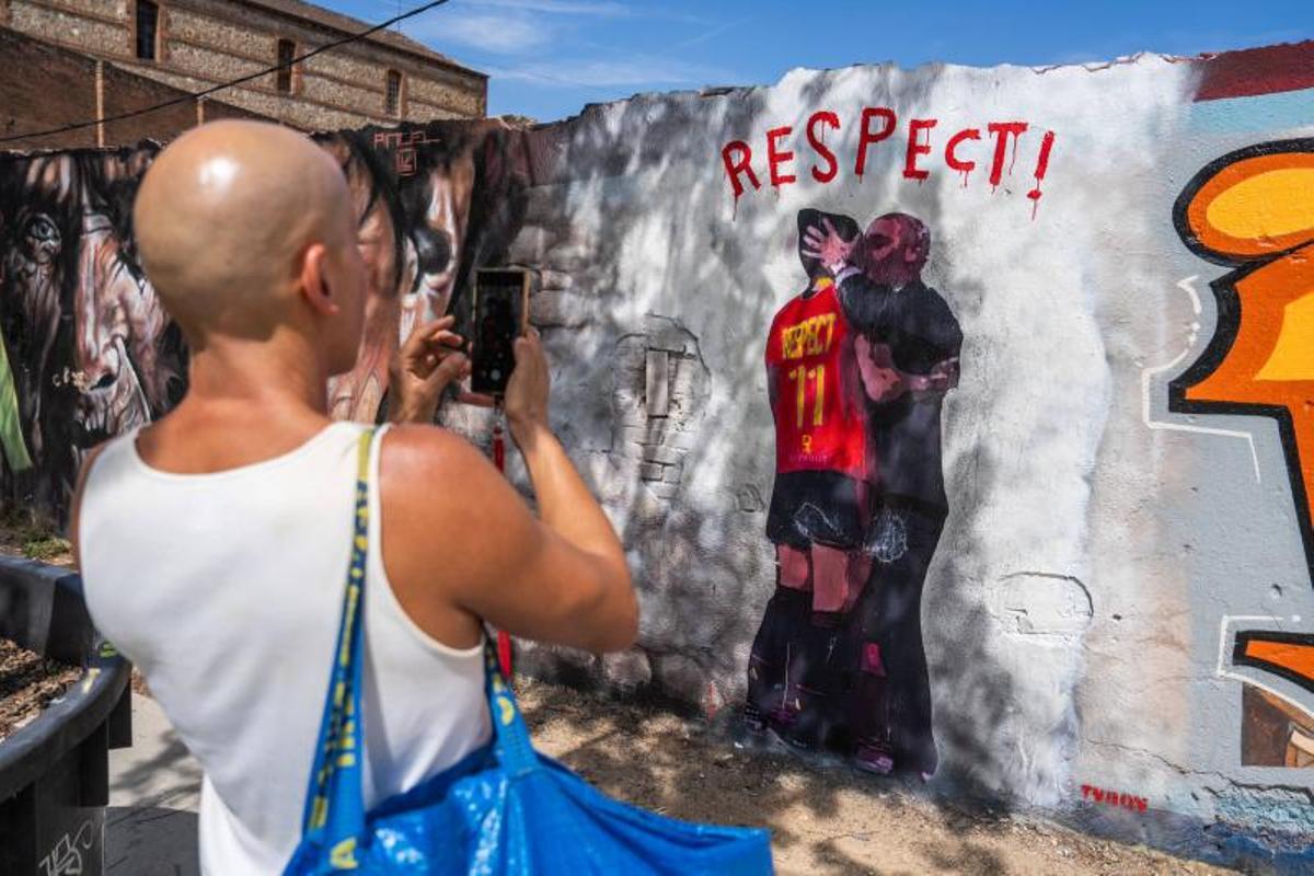 TVBoy pide "respeto" a Rubiales en su último mural | FOTOS