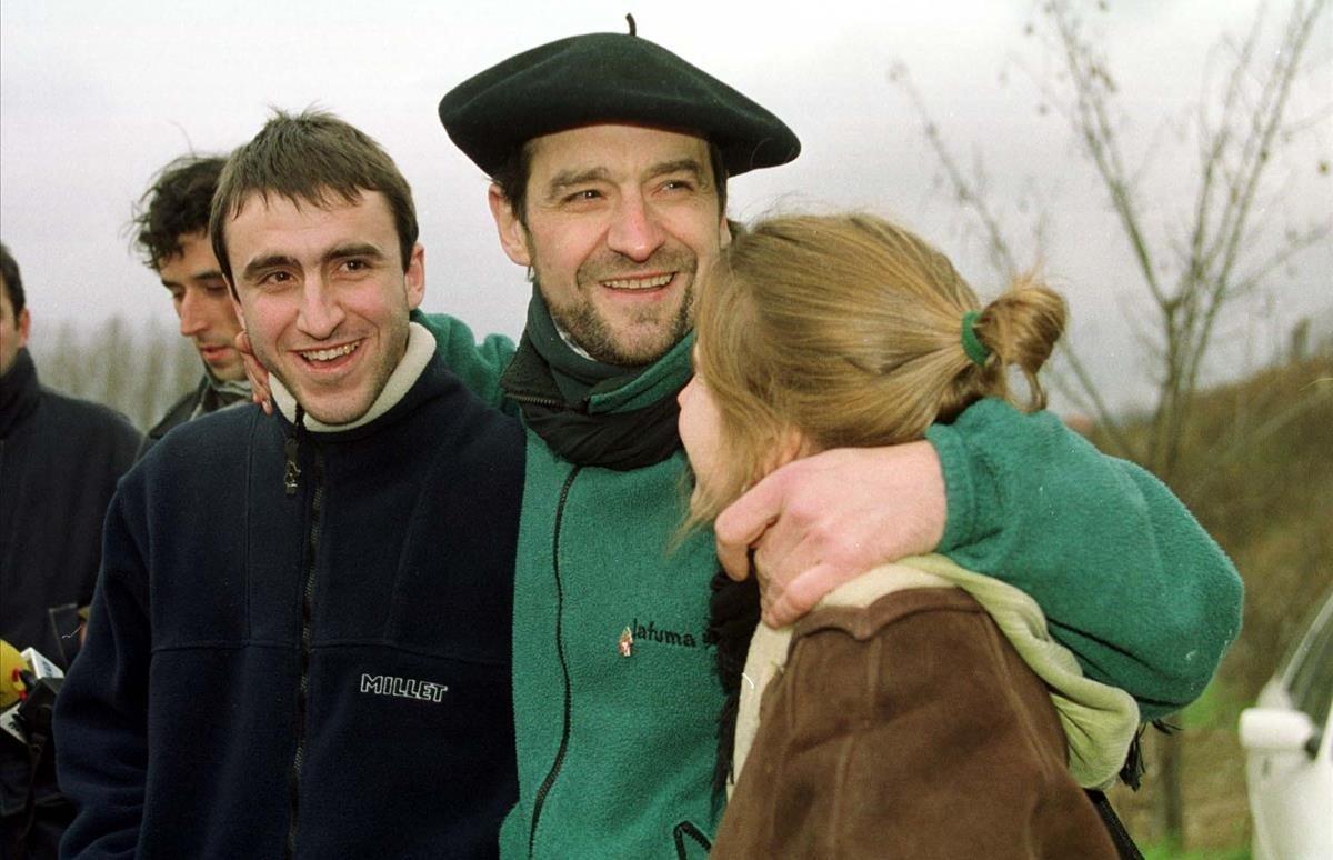 Josu Ternera, escriptor, per Olga Merino