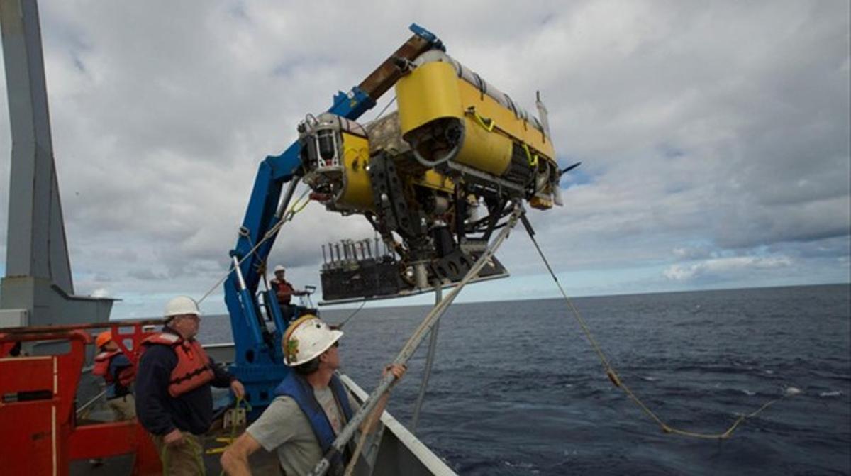 Un sumergible no tripulado se pierde a 9.990 metros de profundidad