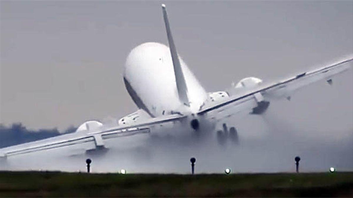 La espectacular retransmisión de aviones aterrizando en Heathrow en ...
