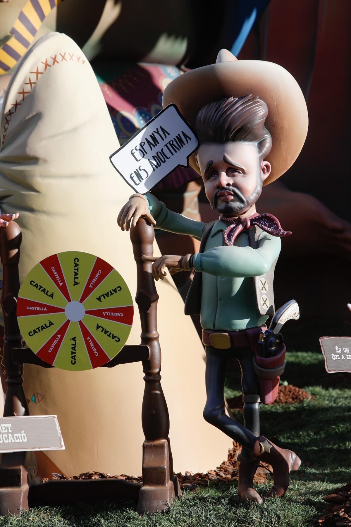 Selección de 'ninots' de la sección especial de las Fallas de Valencia ...