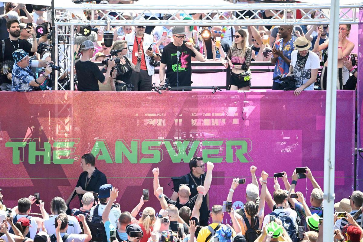 Fiesta techno 'Rave the planet' en Berlín | FOTOS