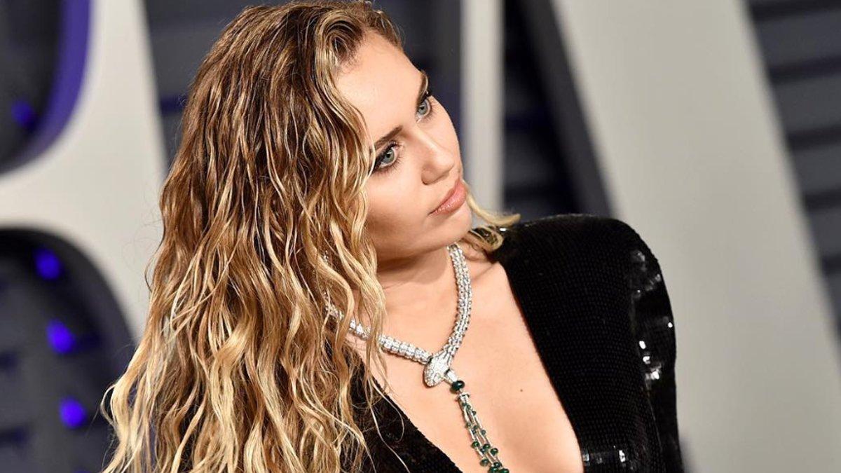 Miley Cyrus, irreconocible en uno de los avances de 'RuPaul's Drag Race'