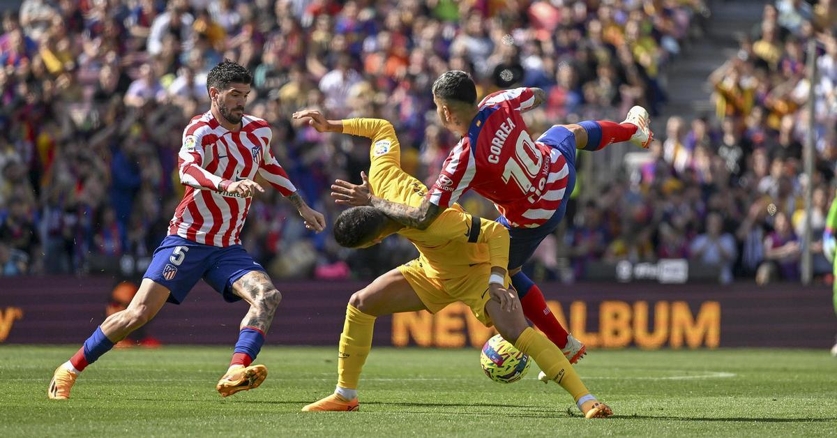 Un gol de Ferran Torres da el triunfo ante el Atlético/FOTOS