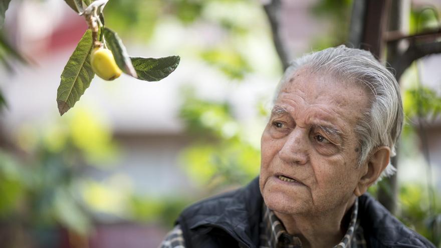 Joan Carulla, pagès centenari: «Sense aquest hort, ja seria mort»