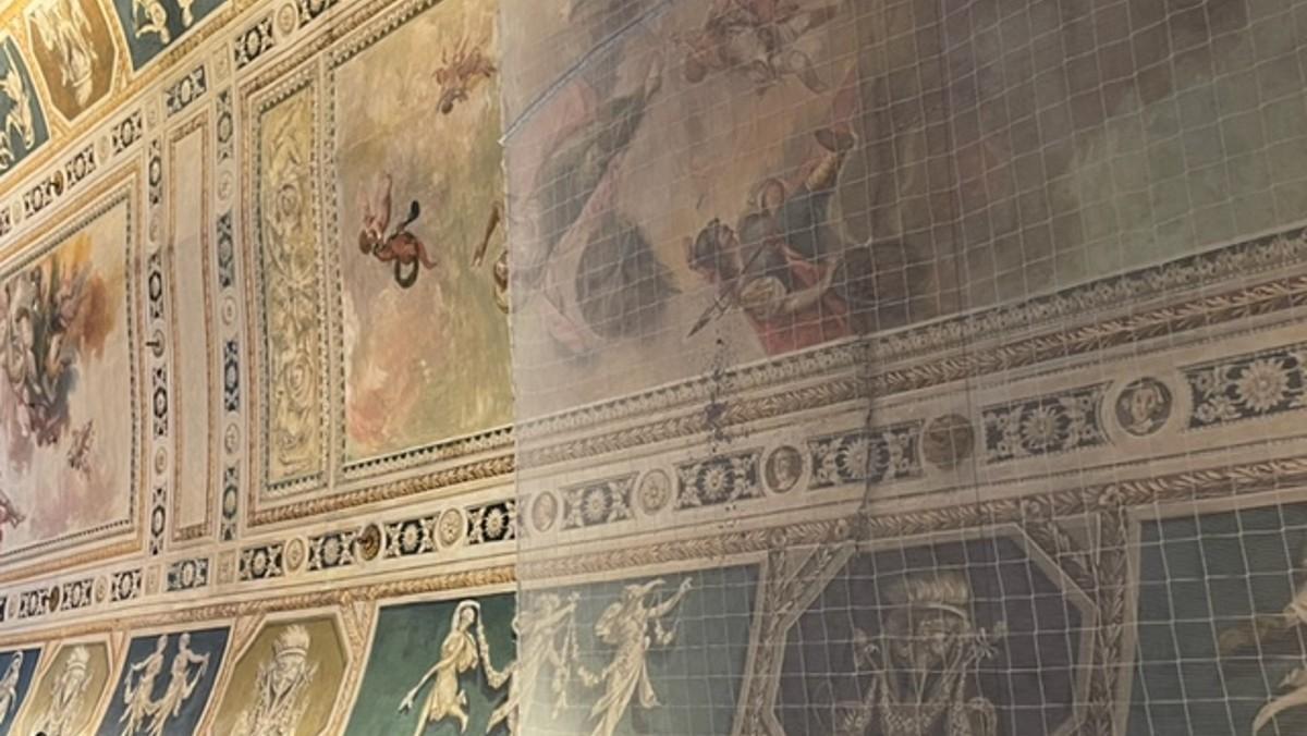 Barcelona 'rescata' una excepcional pintura agrietada del siglo XVIII