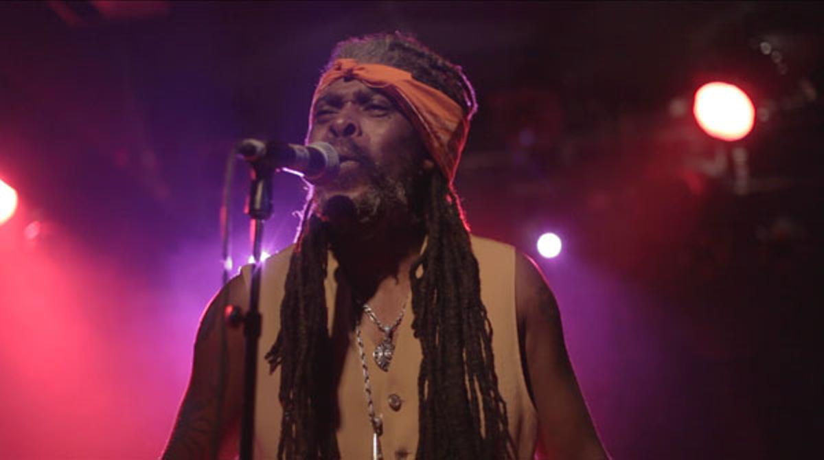 "08001 - Is Back". Cortometraje sobre el grupo 08001. Capítulo 2.