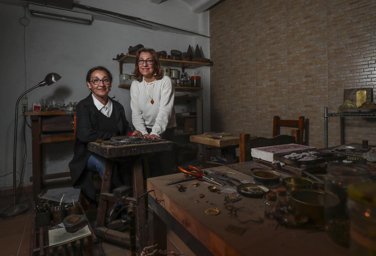 Carmen y Elena Santamaría: Las últimas orfebres