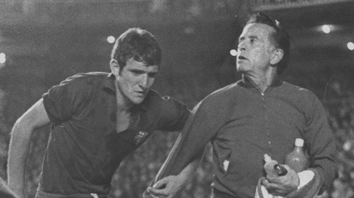 De Felipe entra 'con todo' y lesiona a Miguel Ángel Bustillo