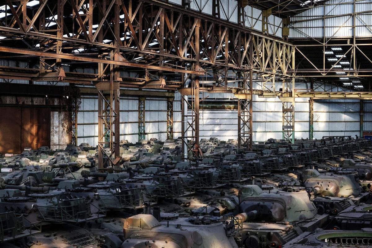 Tanques Leopard 1 en un hangar en Bélgica | FOTOS