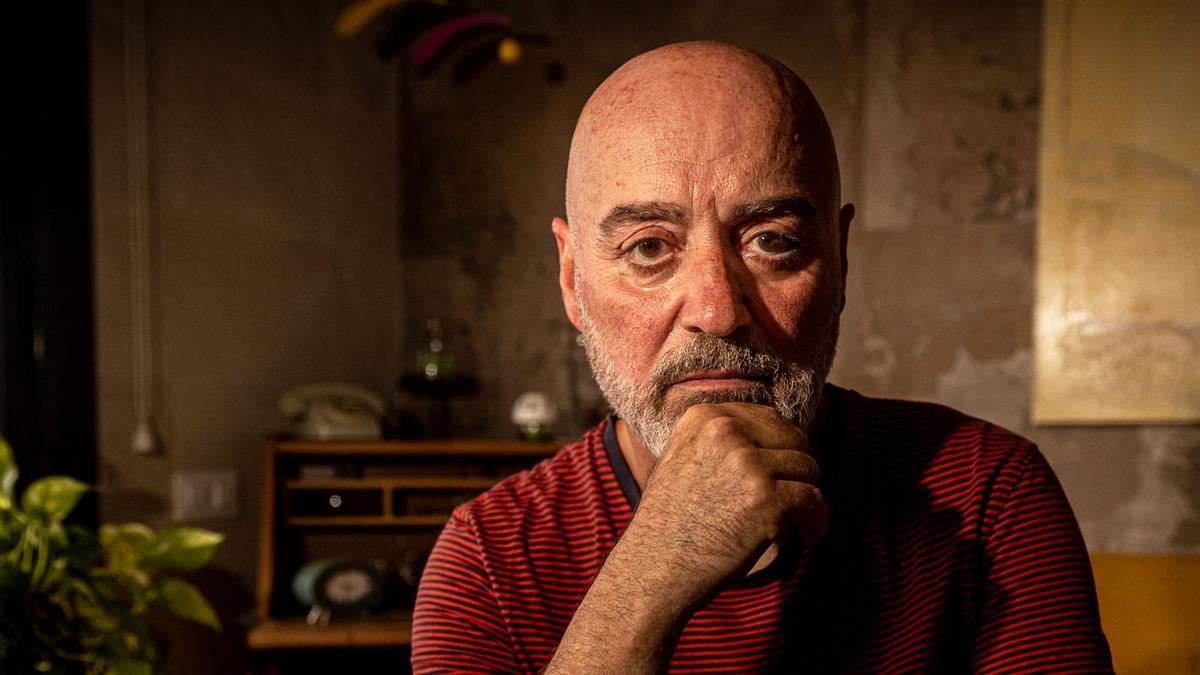 Primeras denuncias policiales contra el jesuita Peris: "Hay que dar la ...