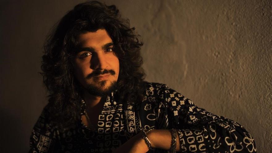 Israel Fernández, el cante "contra la monotonía"