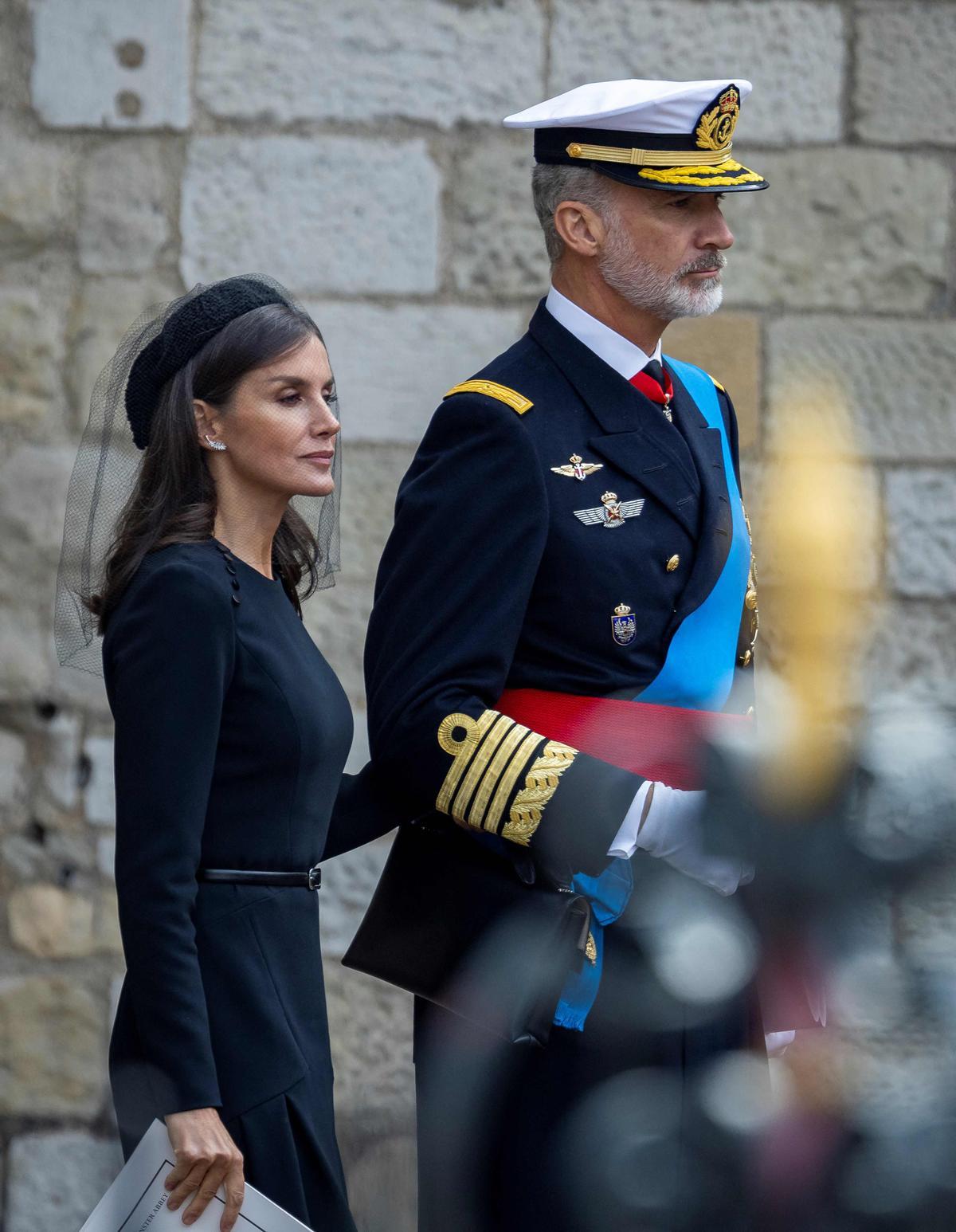 Felipe VI y Letizia, en el funeral de Isabel II | FOTOS
