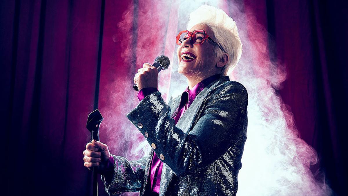 Emma Vilarasau se lanza al 'Stand up comedy' con 'Lali Symon'