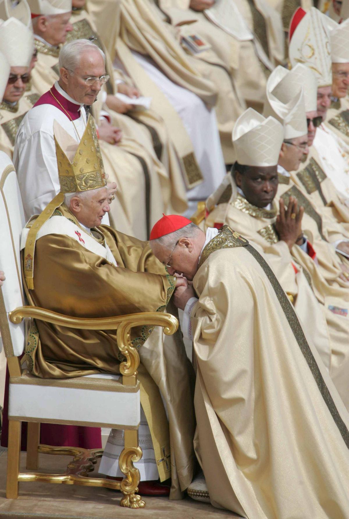 La vida de Benedicto XVI, en imágenes | FOTOS