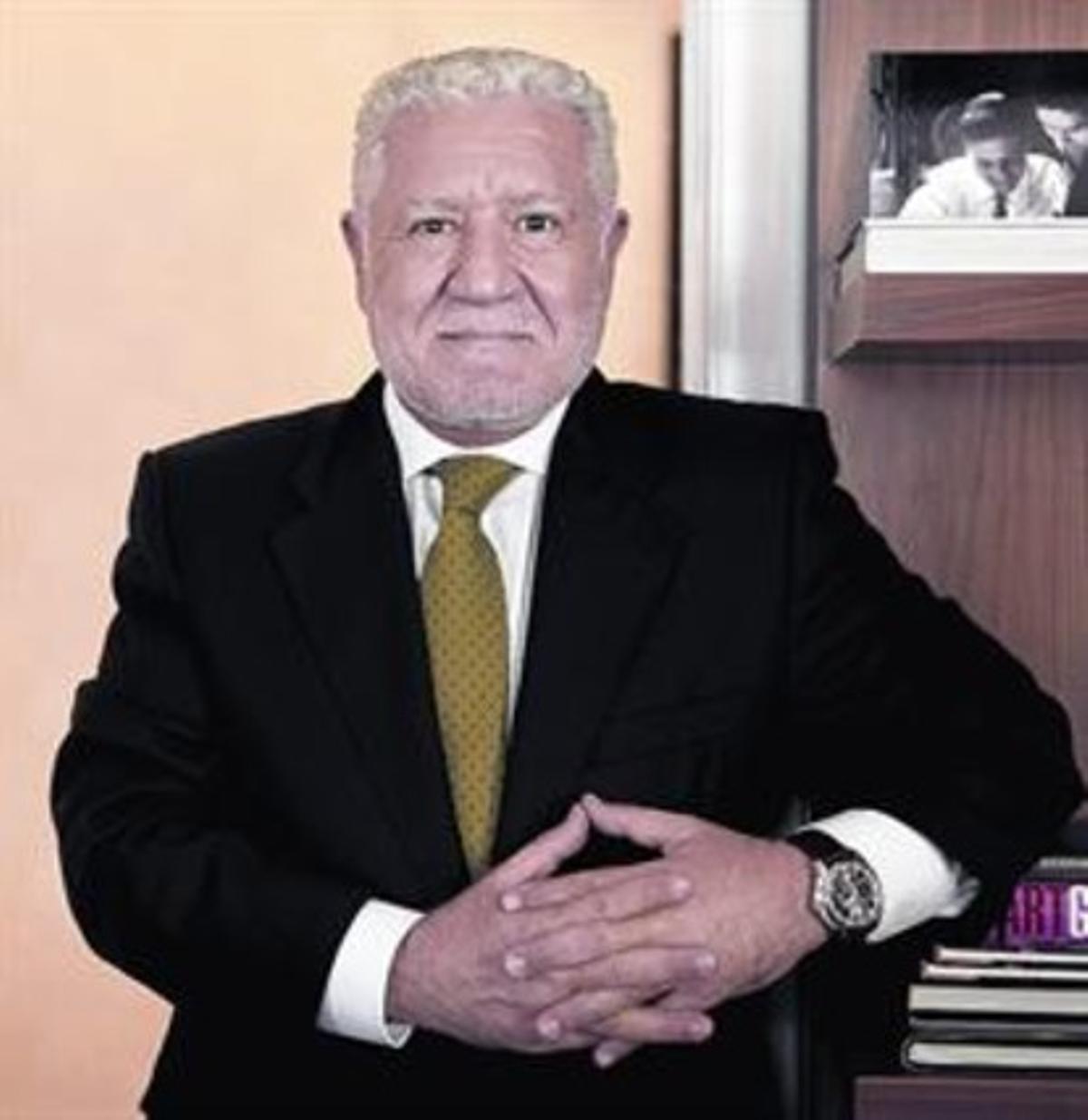 Lluís Bassat: «Para mí era un reto hacer tele»