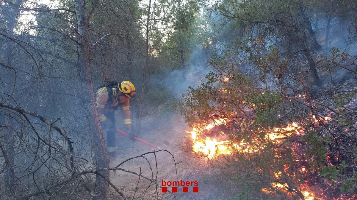 Incendio forestal en Catalunya y Aragón: fuego estabilizado en La ...