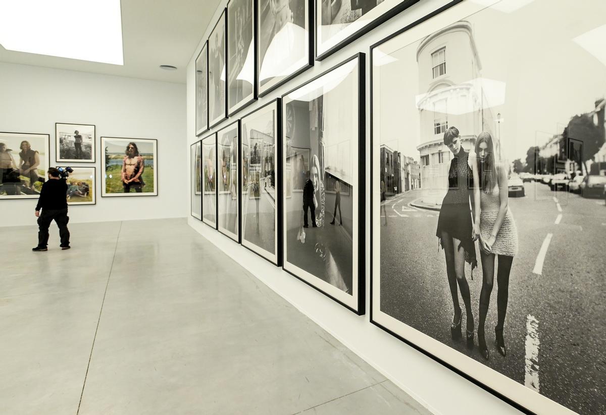 Steven Meisel expone sus fotos en A Coruña: vuelven las supermodelos ...