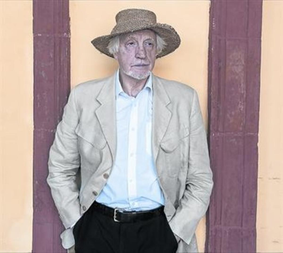 El actor Edward Petherbridge lleva al Lliure 'A perfect mind'