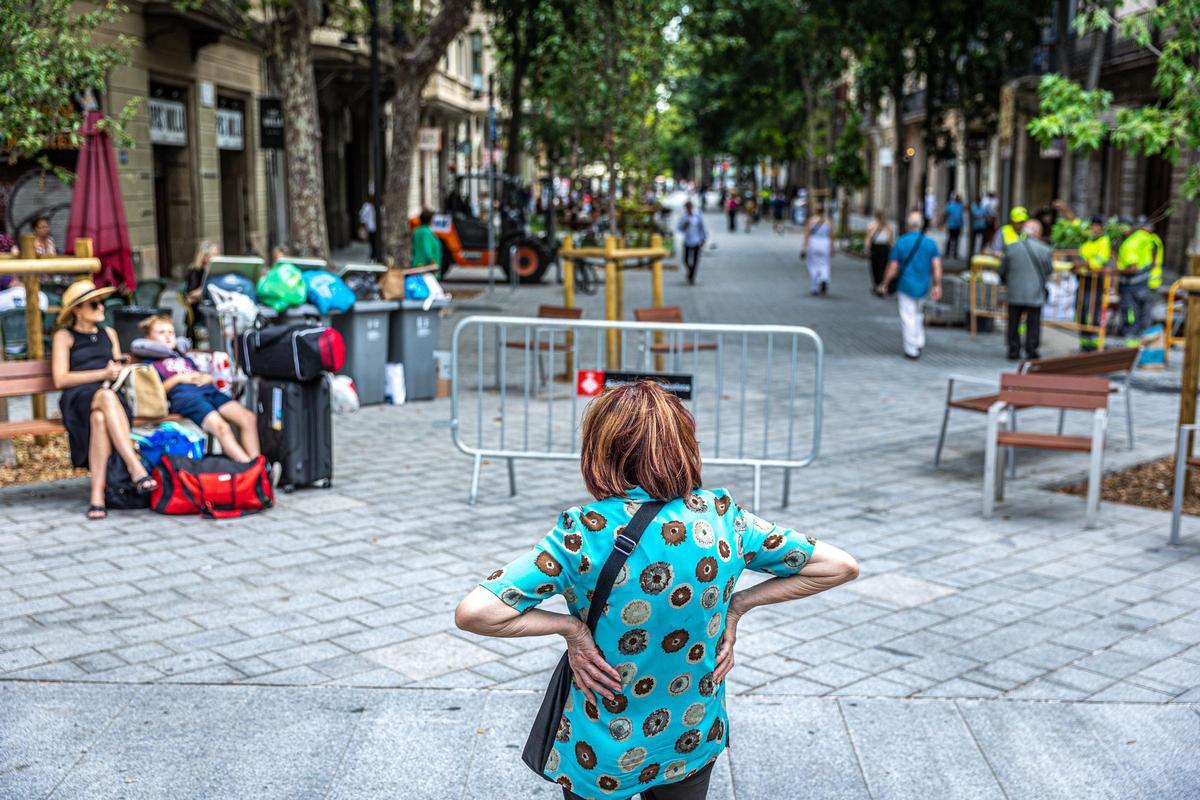 Escenas inesperadas de la Superilla del Eixample | FOTOS
