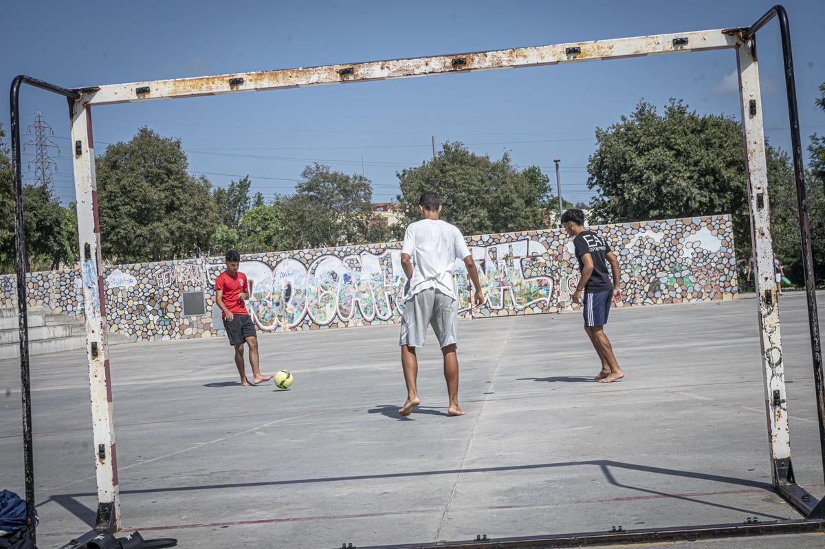 Rocafonda, el barrio que vio crecer a Yamal | FOTOS