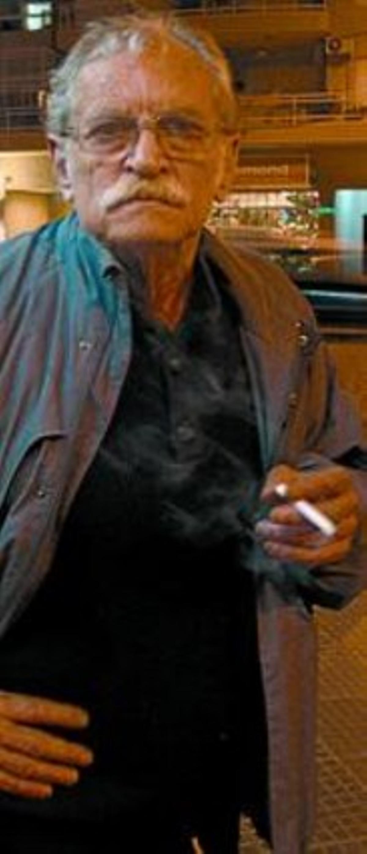 Fallece el mordaz y provocador escritor argentino Rodolfo Fogwill