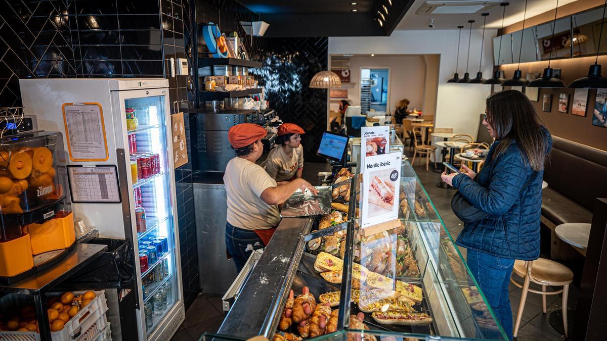 Haber llamado ayer, por Juan Tallón