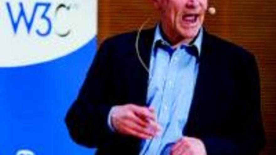 El creador de internet cae víctima de un timo 'on line'