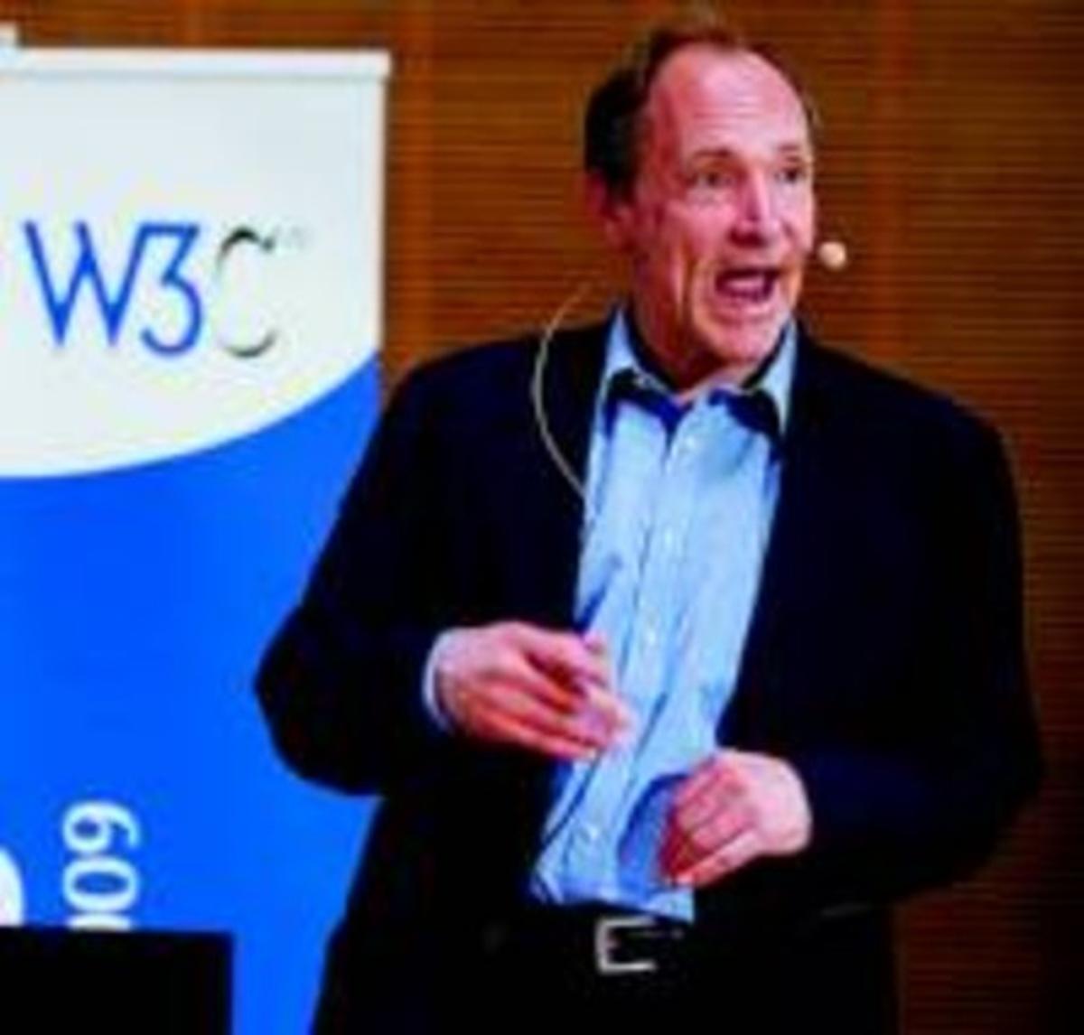 El creador de internet cae víctima de un timo 'on line'